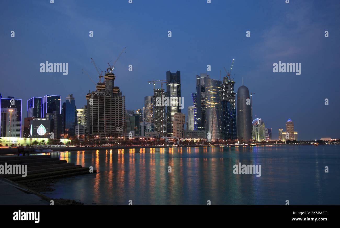 Skyline von Doha, Qatar, Katar Stock Photo - Alamy