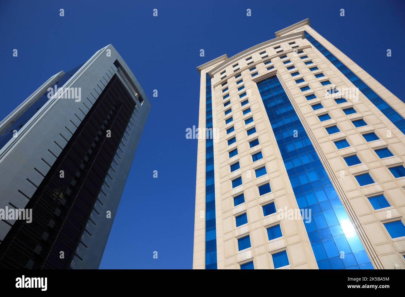 Hochhäuser in Doha City, Qatar, Katar Stock Photo - Alamy
