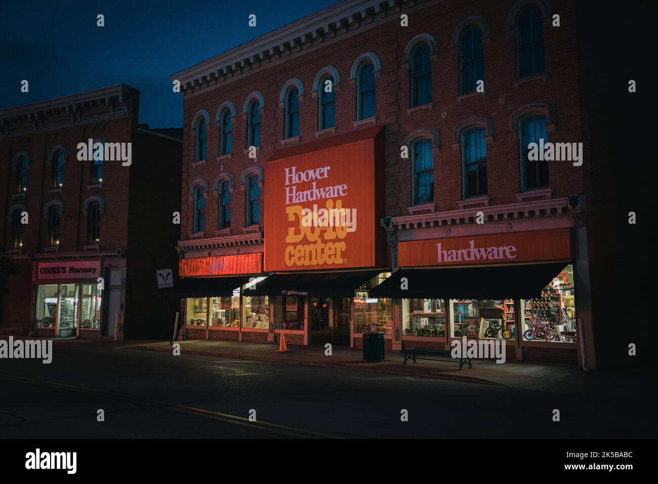 Hoover Hardware Do it Center sign at night, Troy, Pennsylvania Stock ...