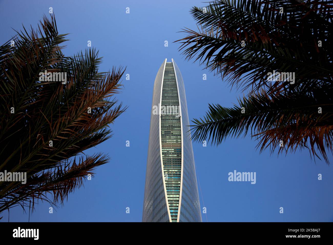 Wolkenkratzer der Qatar Gas, Navigation Tower, Doha, Qatar, Katar Stock ...