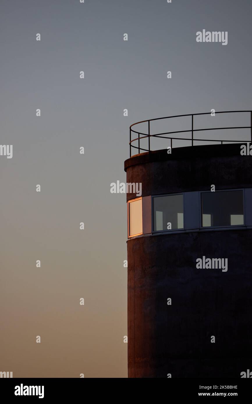 Cylinder building hi-res stock photography and images - Alamy