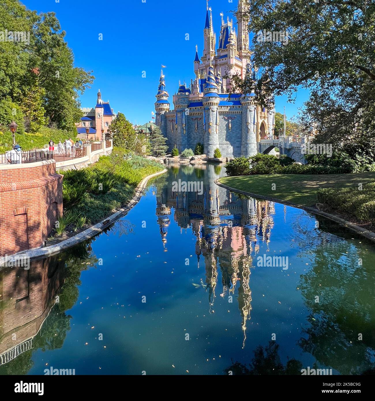 Cinderella movie mouse hi-res stock photography and images - Alamy