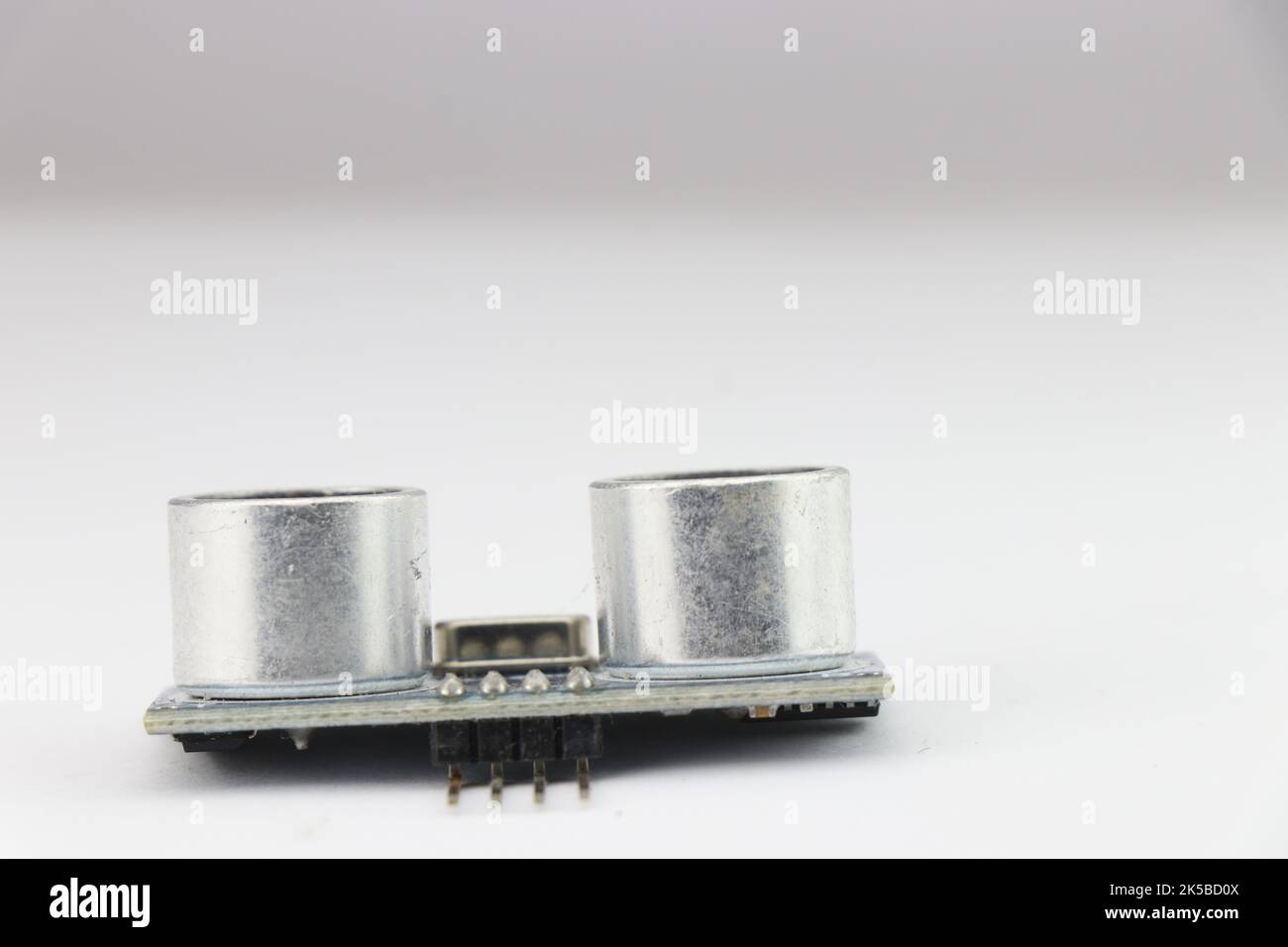 Ultrasonic distance sensor with a view of its transmitter and receiving ...