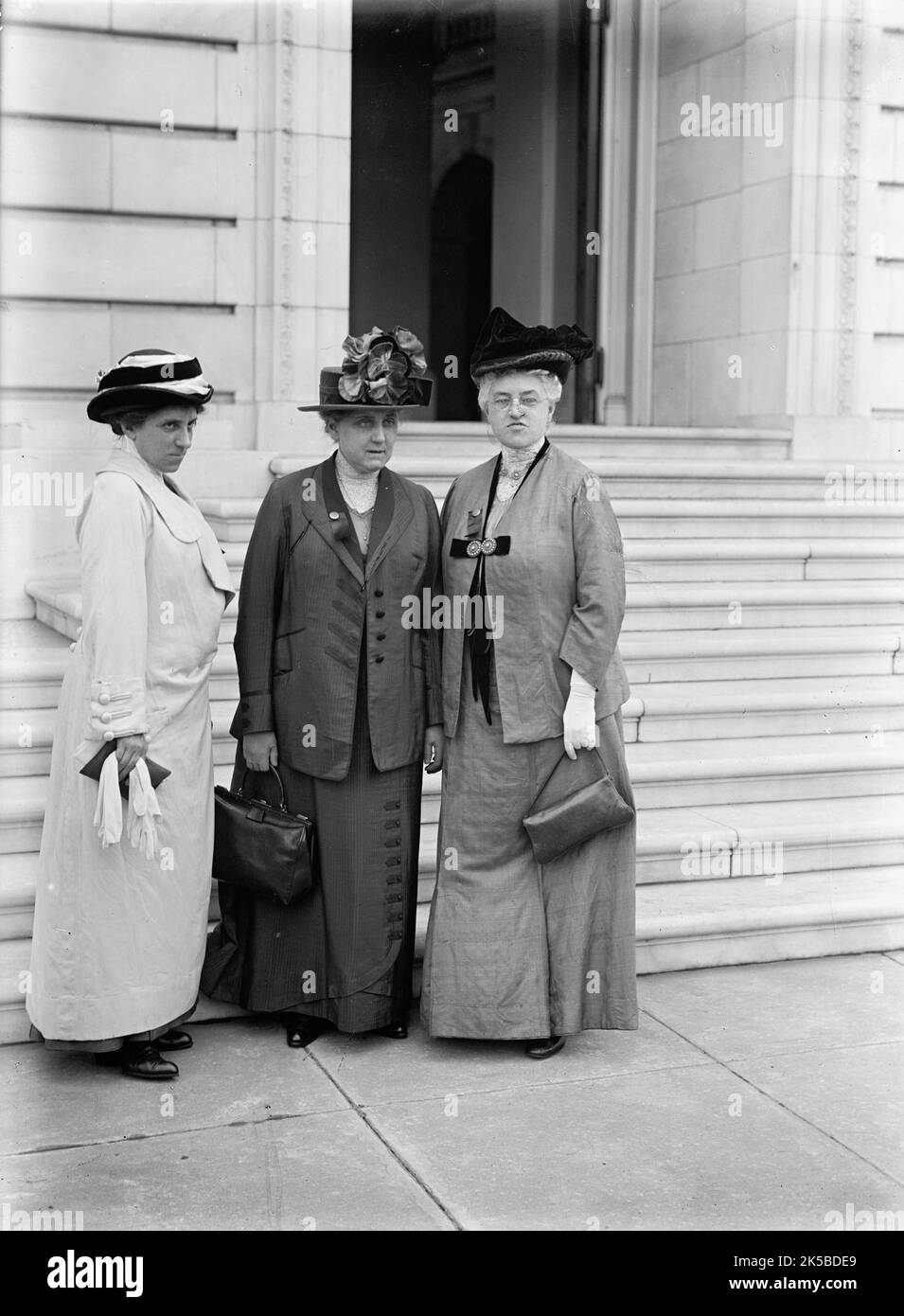 Julia Lathrop, Jane Addams and Mary E. McDowell, 1913. US suffragists ...