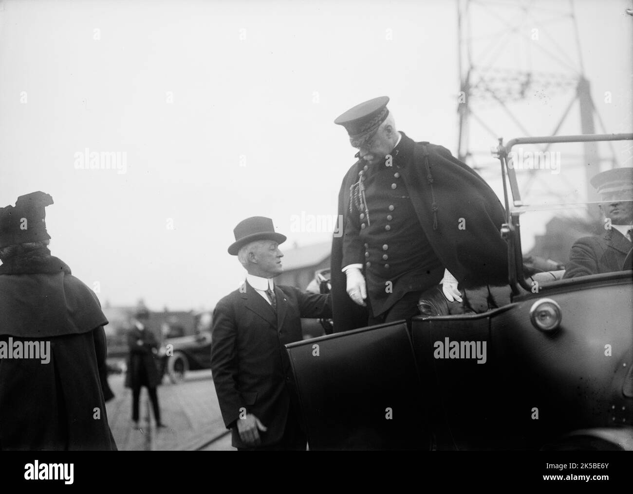 Allied Commission To U.S. Boarding Mayflower For Trip To Mount Vernon ...