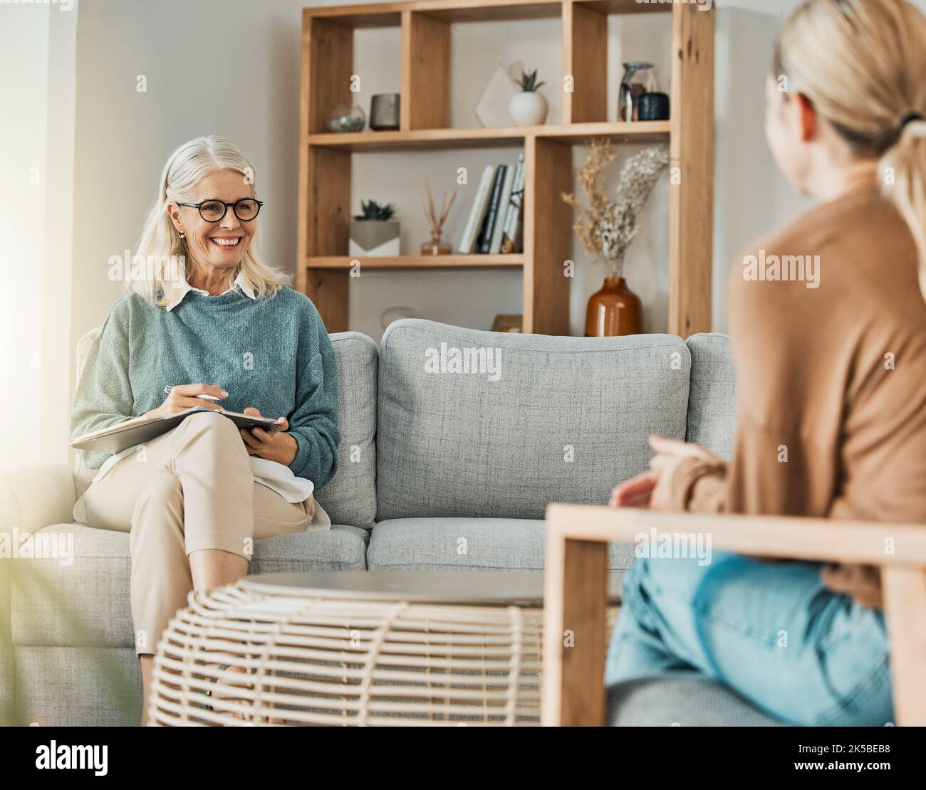 Understanding life hi-res stock photography and images - Alamy