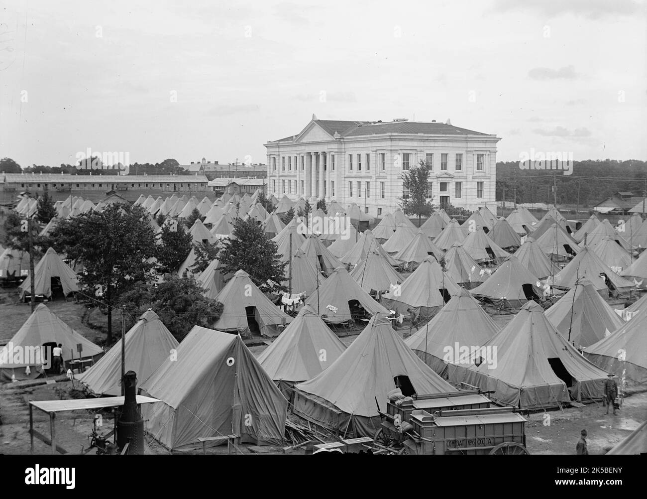 University encampment hi-res stock photography and images - Alamy