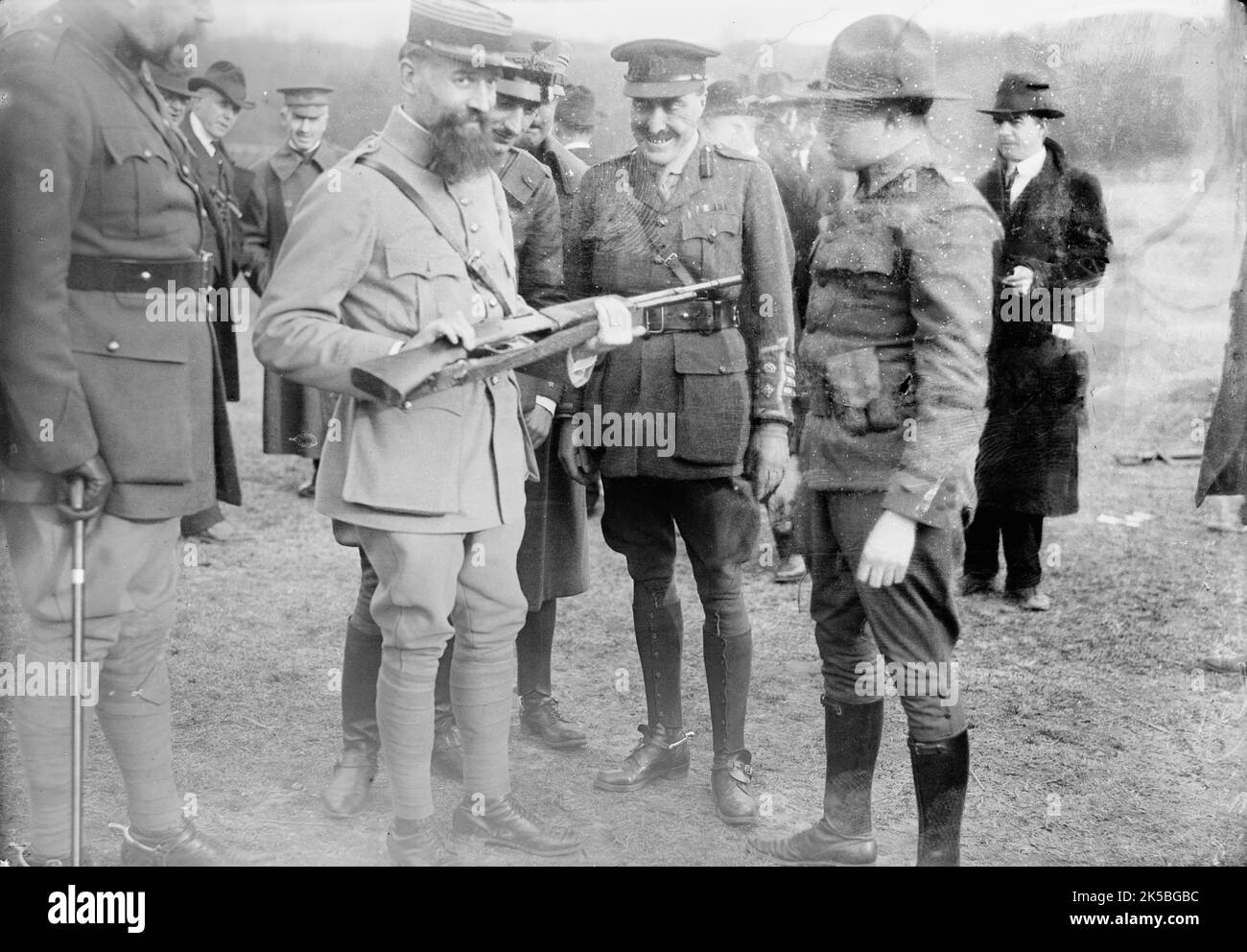 Army, U.S. Machine Gun Tests, 1918. French and British officers Stock ...