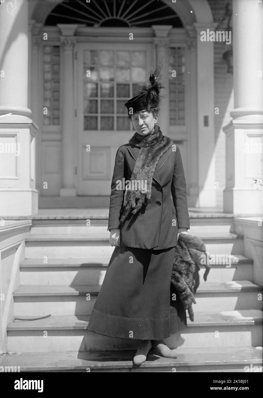 Wife elizabeth wells leopold baker hi-res stock photography and images ...