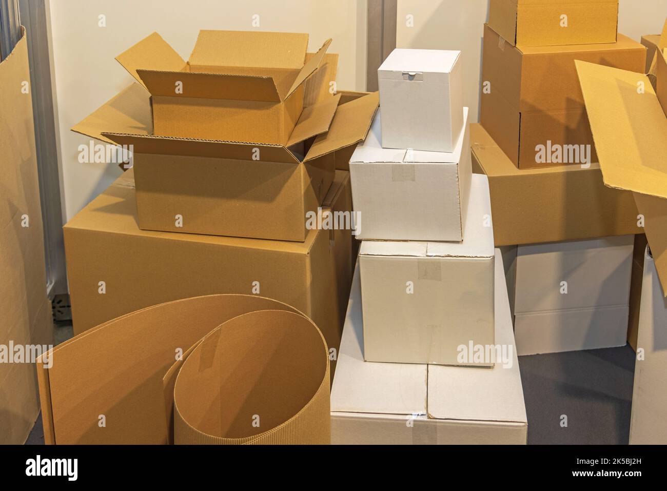 Various packages hi-res stock photography and images - Alamy