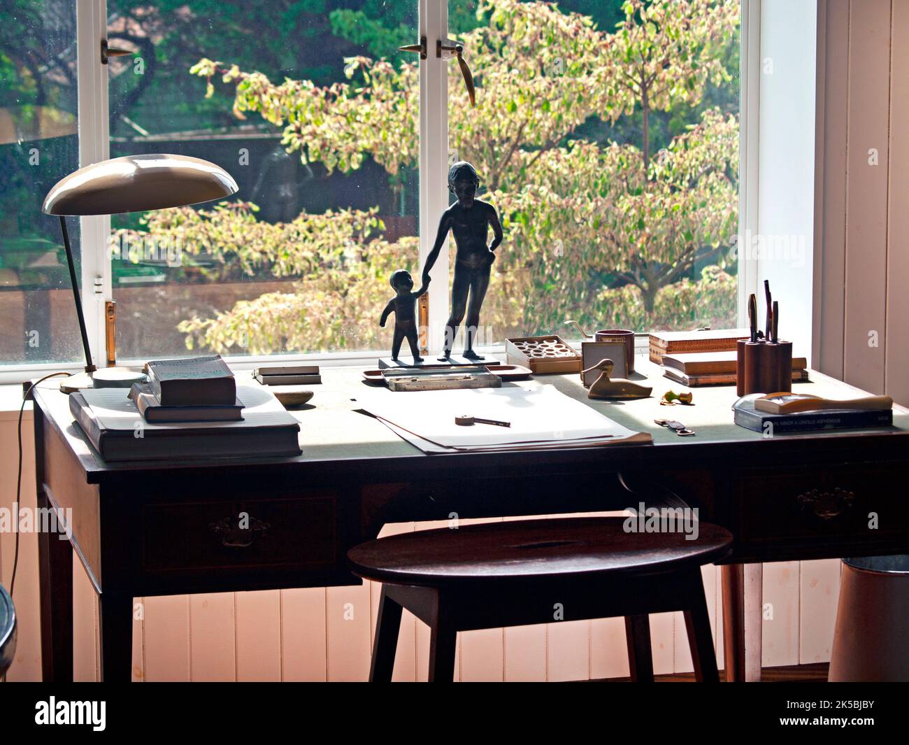 Britten's office and desk in the Red House at Alderburgh Stock Photo ...