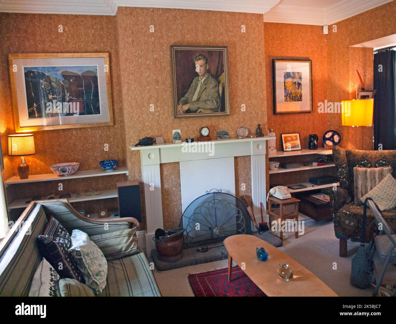 The interior the Red House at Alderburgh, Suffolk Stock Photo - Alamy
