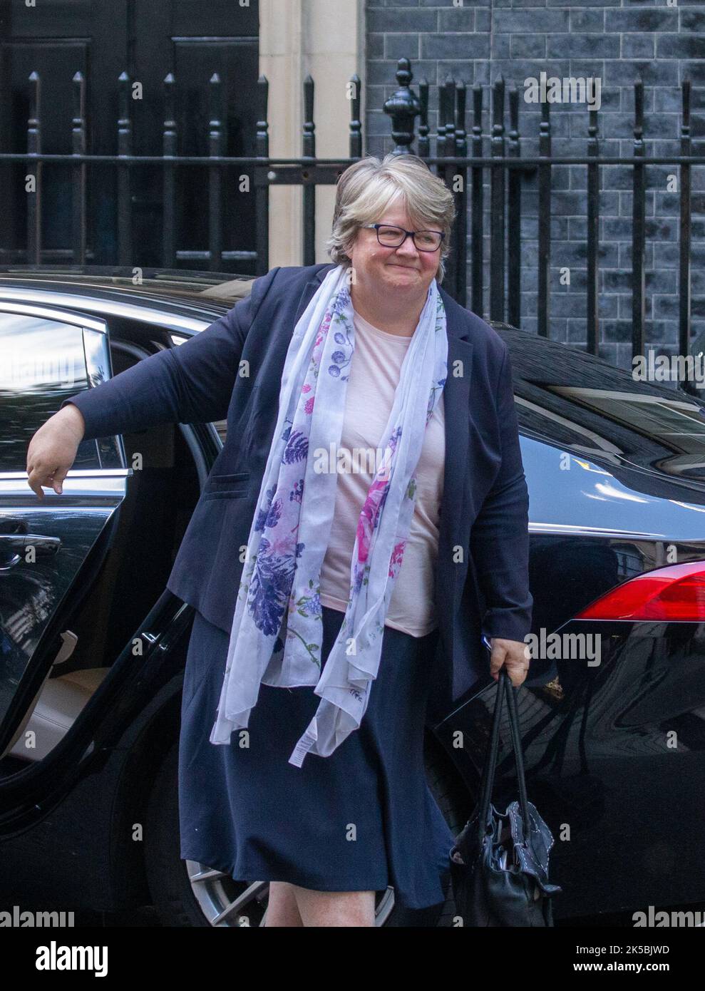 Therese coffey deputy prime minister hi-res stock photography and ...