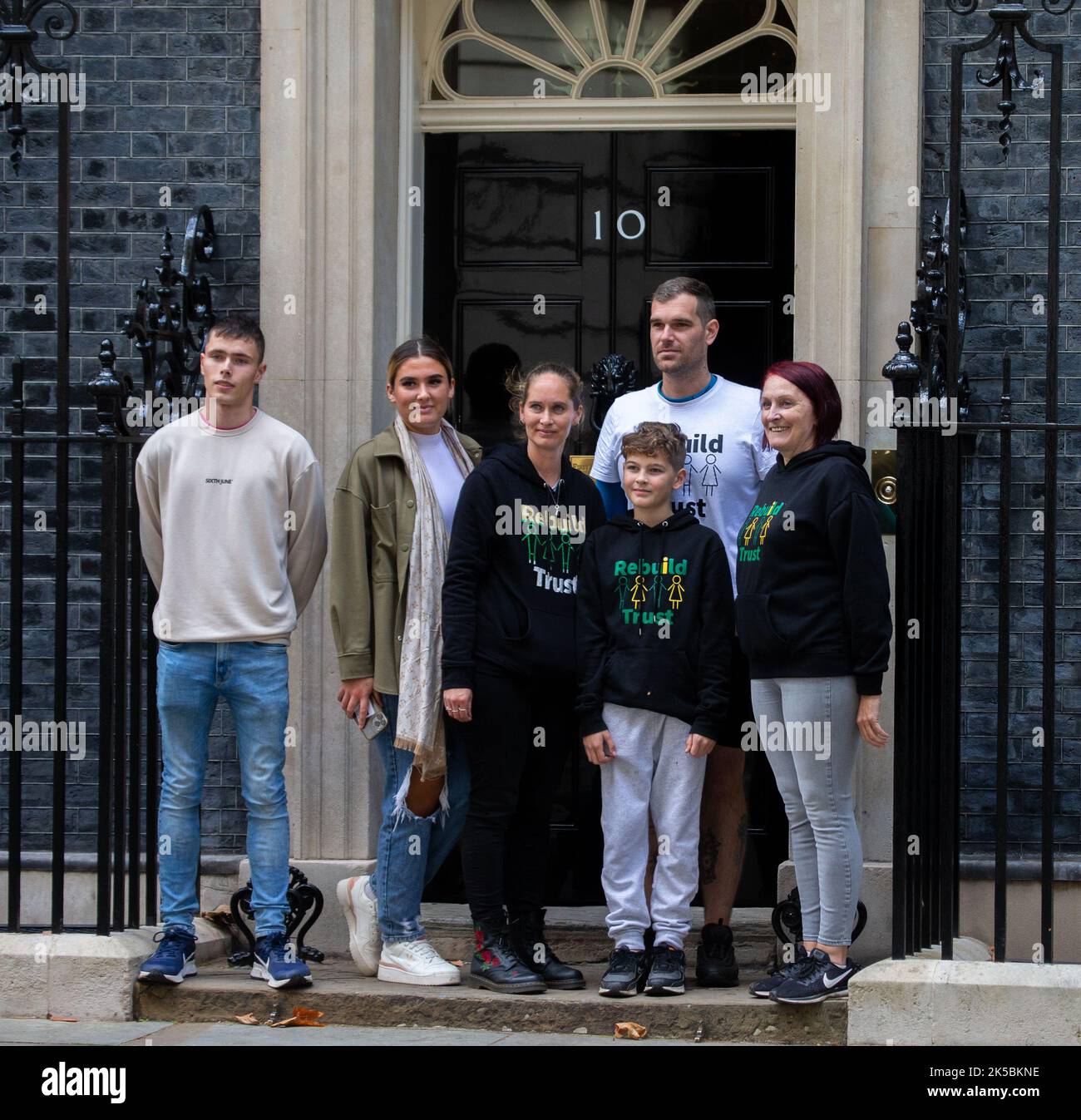 London, England, UK. 7th Oct, 2022. MICHAEL HARNETT whose daughter ...