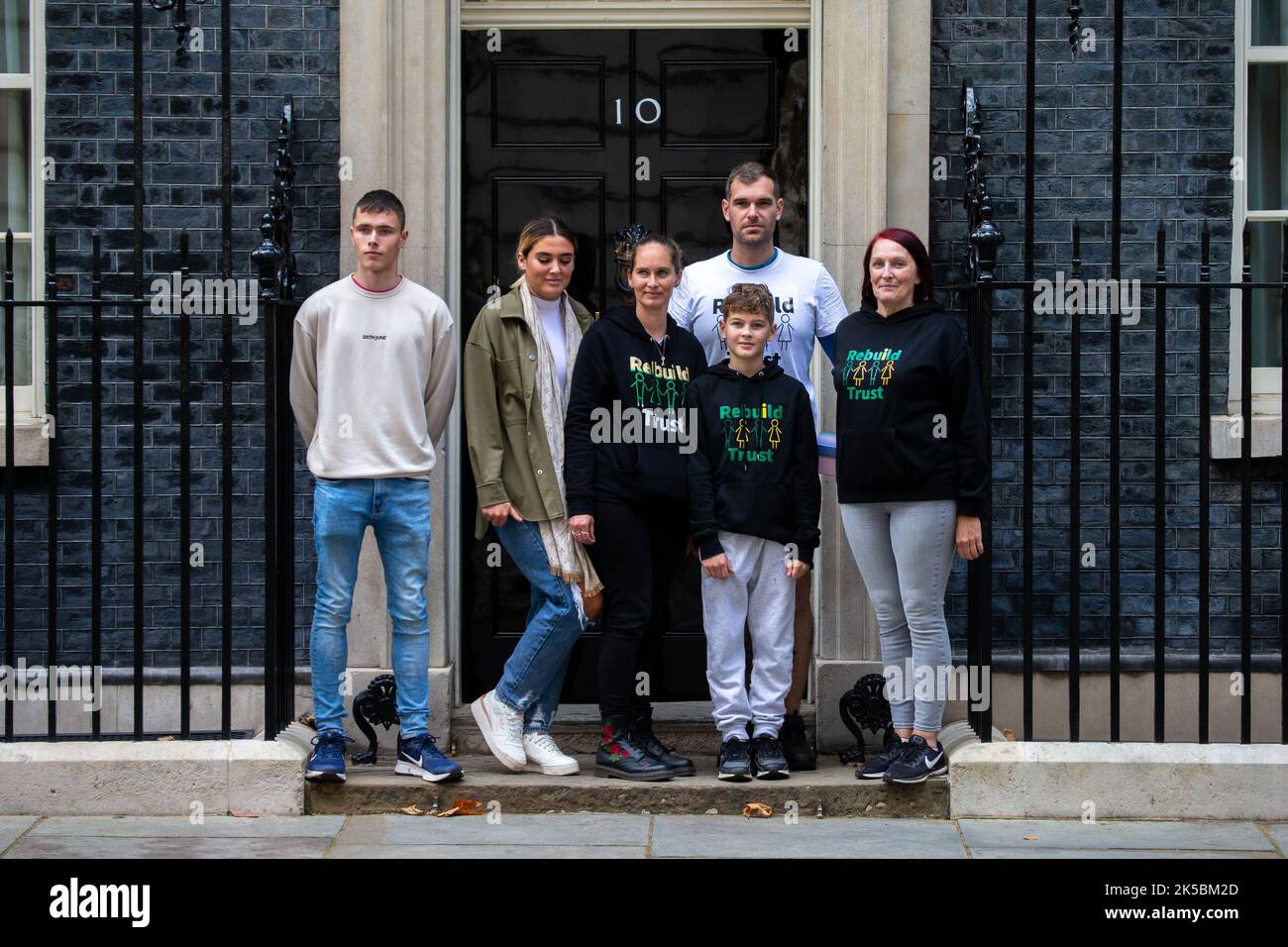 London, England, UK. 7th Oct, 2022. MICHAEL HARNETT whose daughter ...