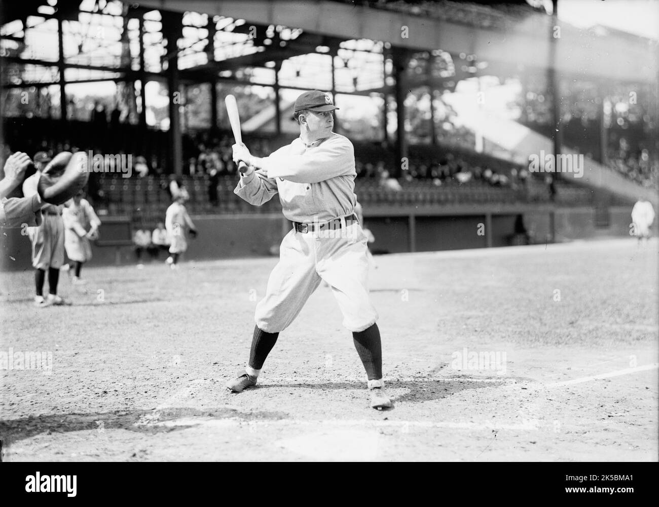Full length professional baseball player Black and White Stock Photos ...