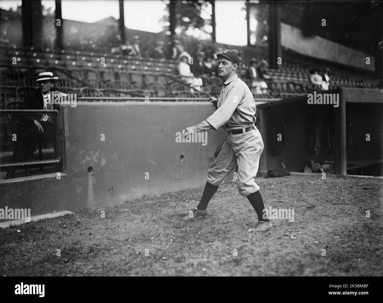 1910s man playing sport hi-res stock photography and images - Alamy