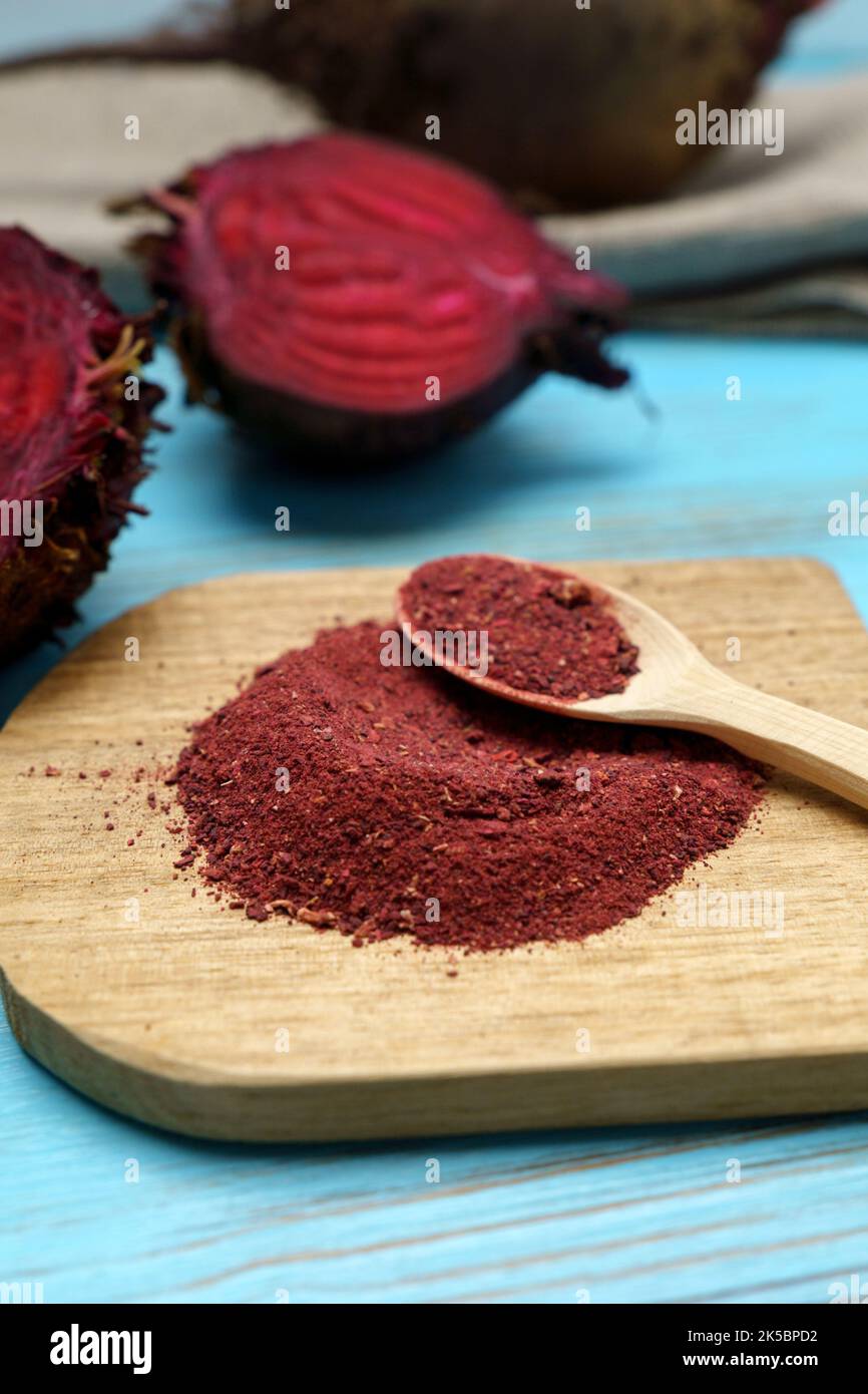 Superfood beetroot flour close-up. Healthy eating concept dry beet ...