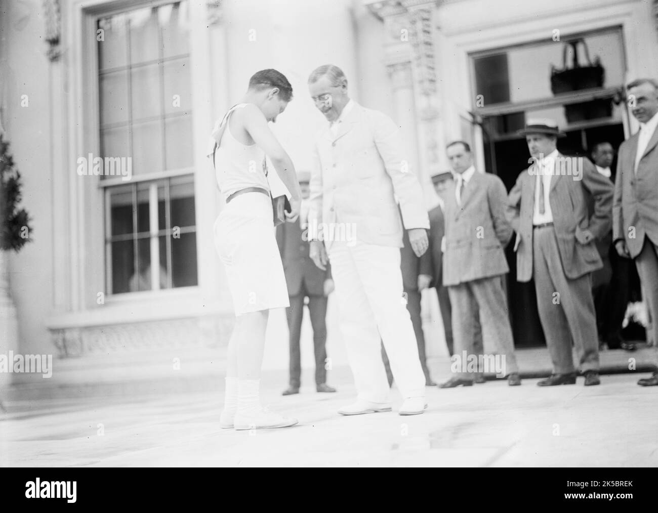 Boy Scouts - Relay Race Starting At White House, Fred Reed Shaking ...