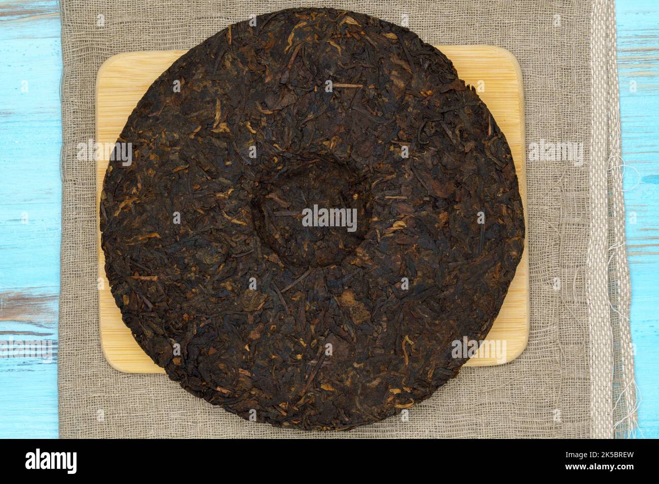 Compressed cake hi-res stock photography and images - Alamy