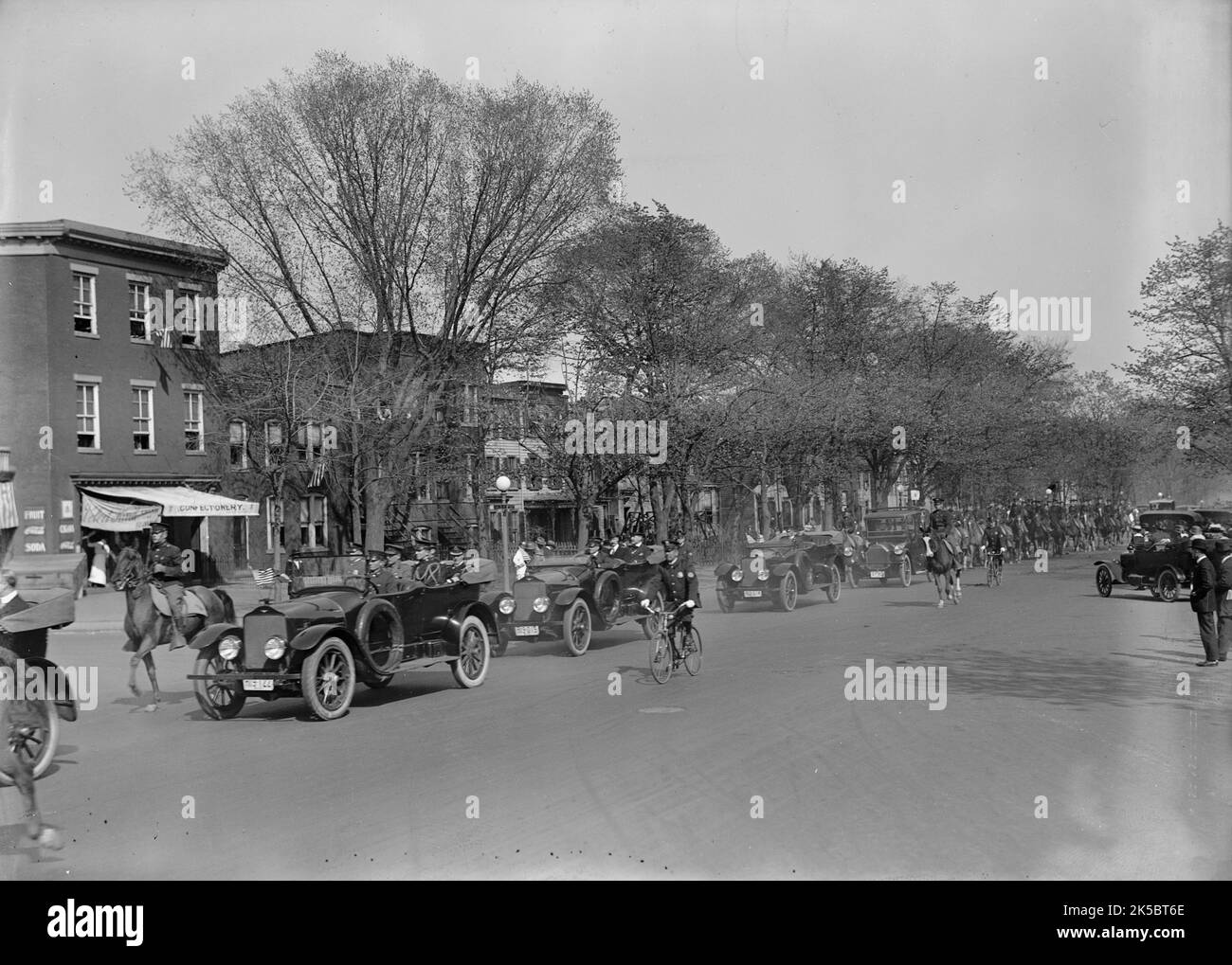 British Commission To U.S. - En Route To Residence of Breckinridge Long ...