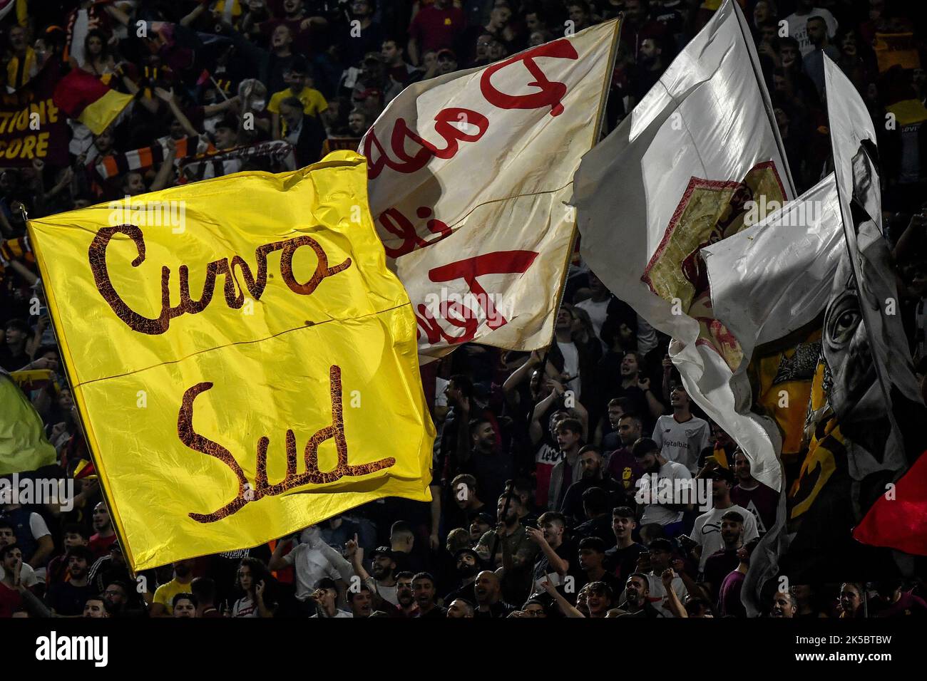 AS Roma fans cheer on during the Europa League Group C football match ...