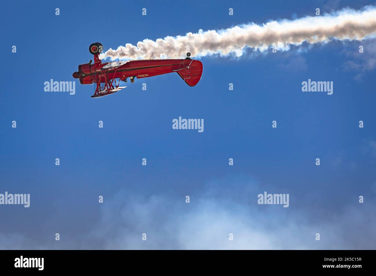 Inverted miramar airshow hi-res stock photography and images - Alamy