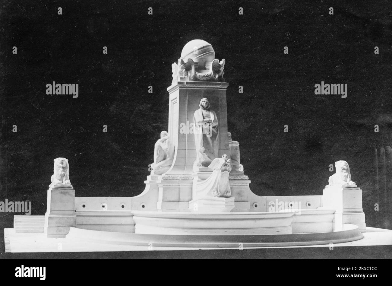 Columbus Memorial - Construction, 1912. Model of the Columbus Fountain ...