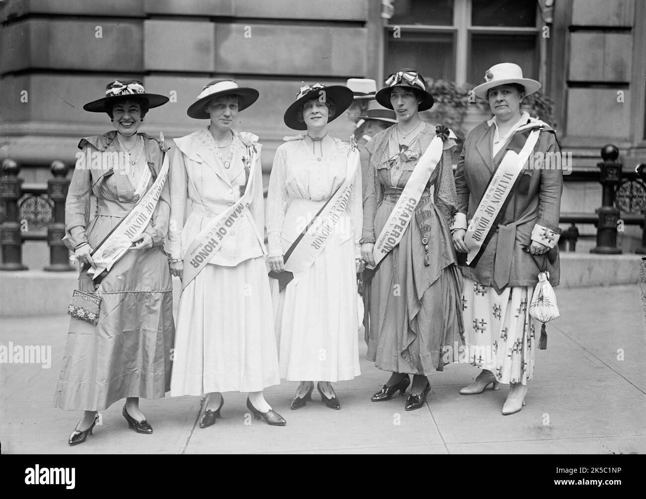 Confederate Reunion - Maid And Matrons of Honor From Memphis, 1917 ...