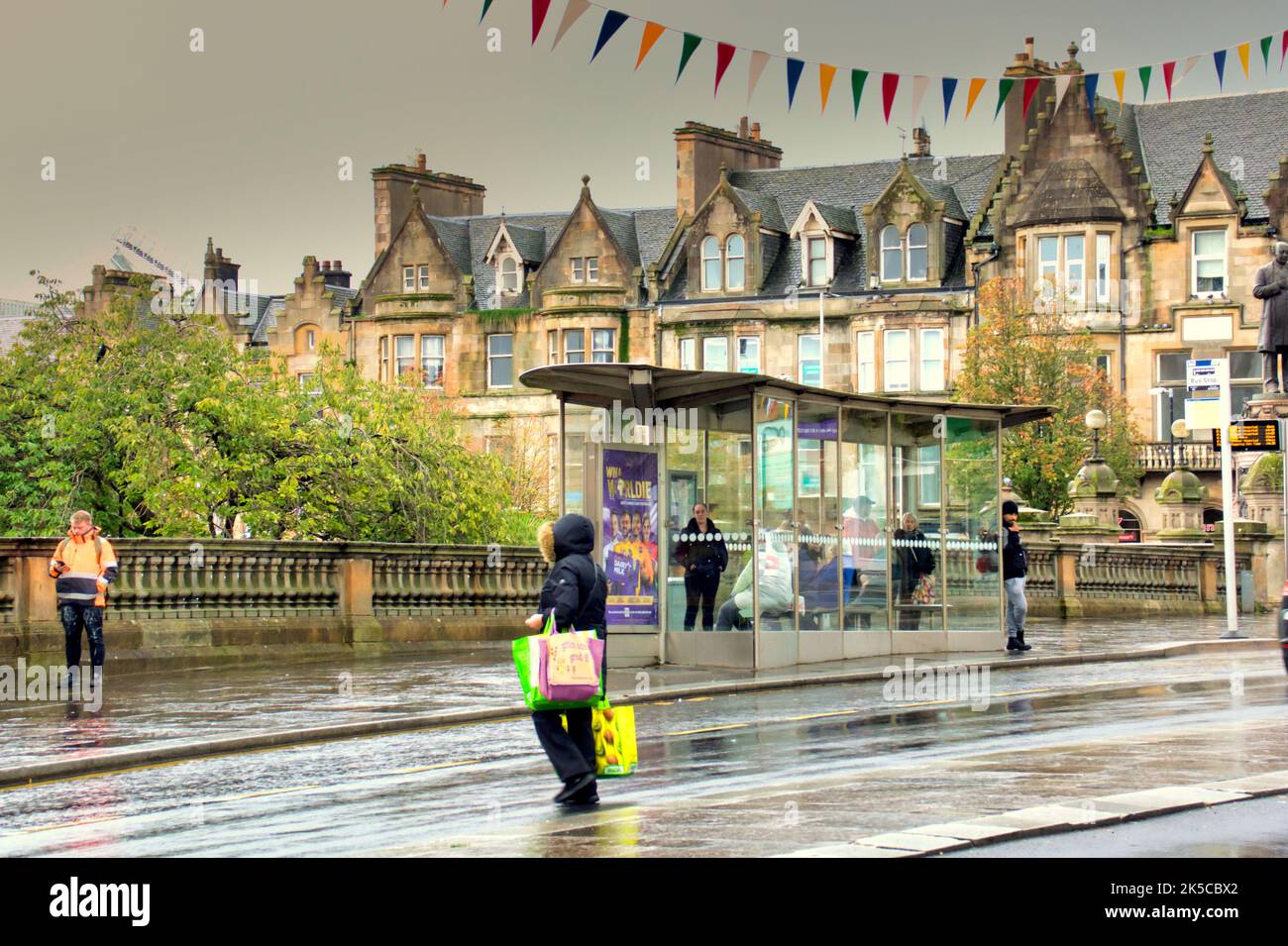 Paisley Glasgow Scotland Uk 7th October 2022 Uk Weather Heavy Rain Saw Misery On The