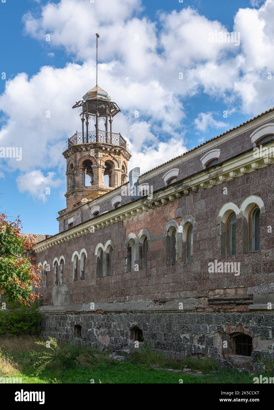 Abandoned old sanatorium Kuialnyk in Odessa, Ukraine Stock Photo - Alamy