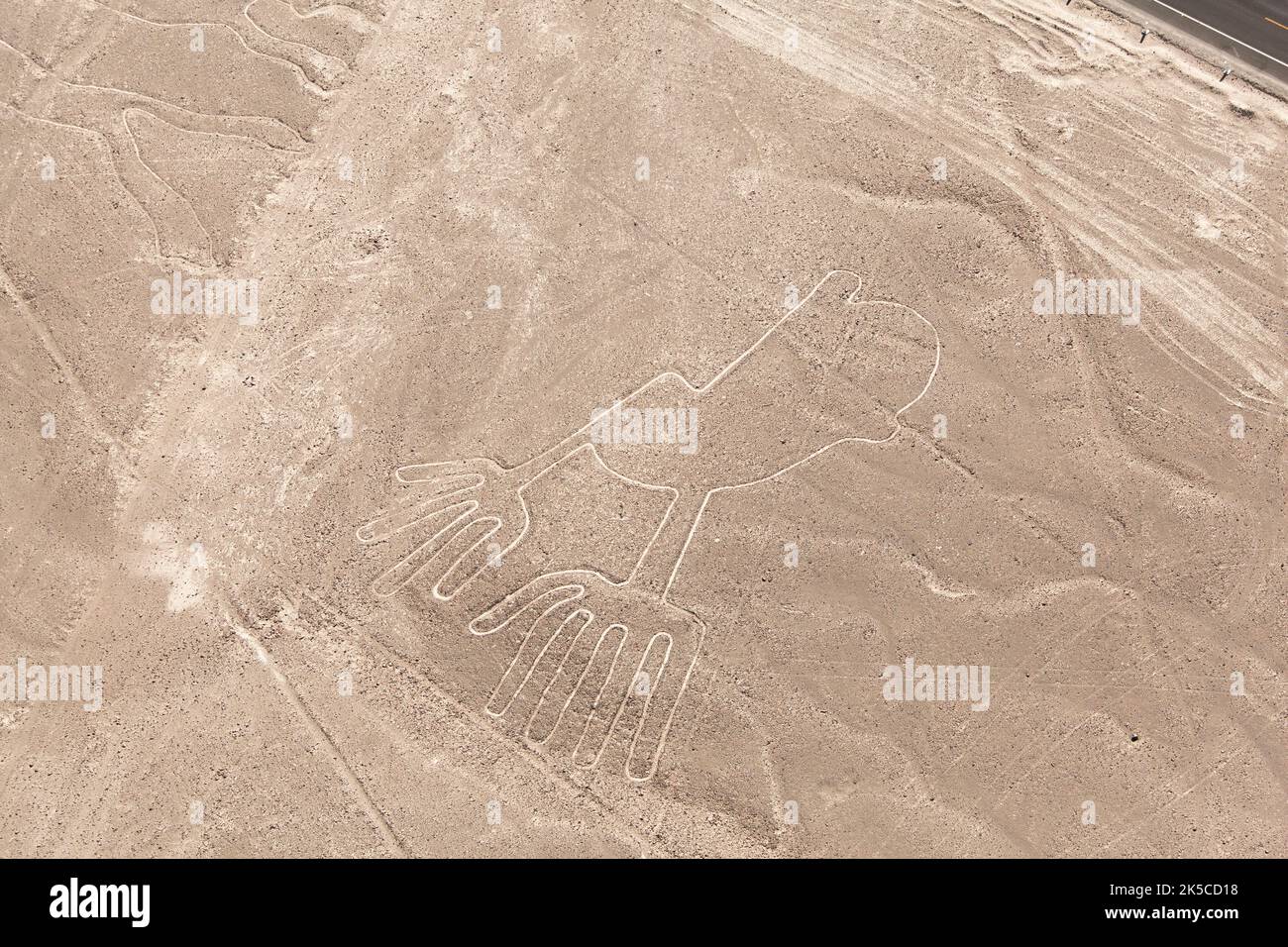 Nazca Lines, The Hands Stock Photo - Alamy