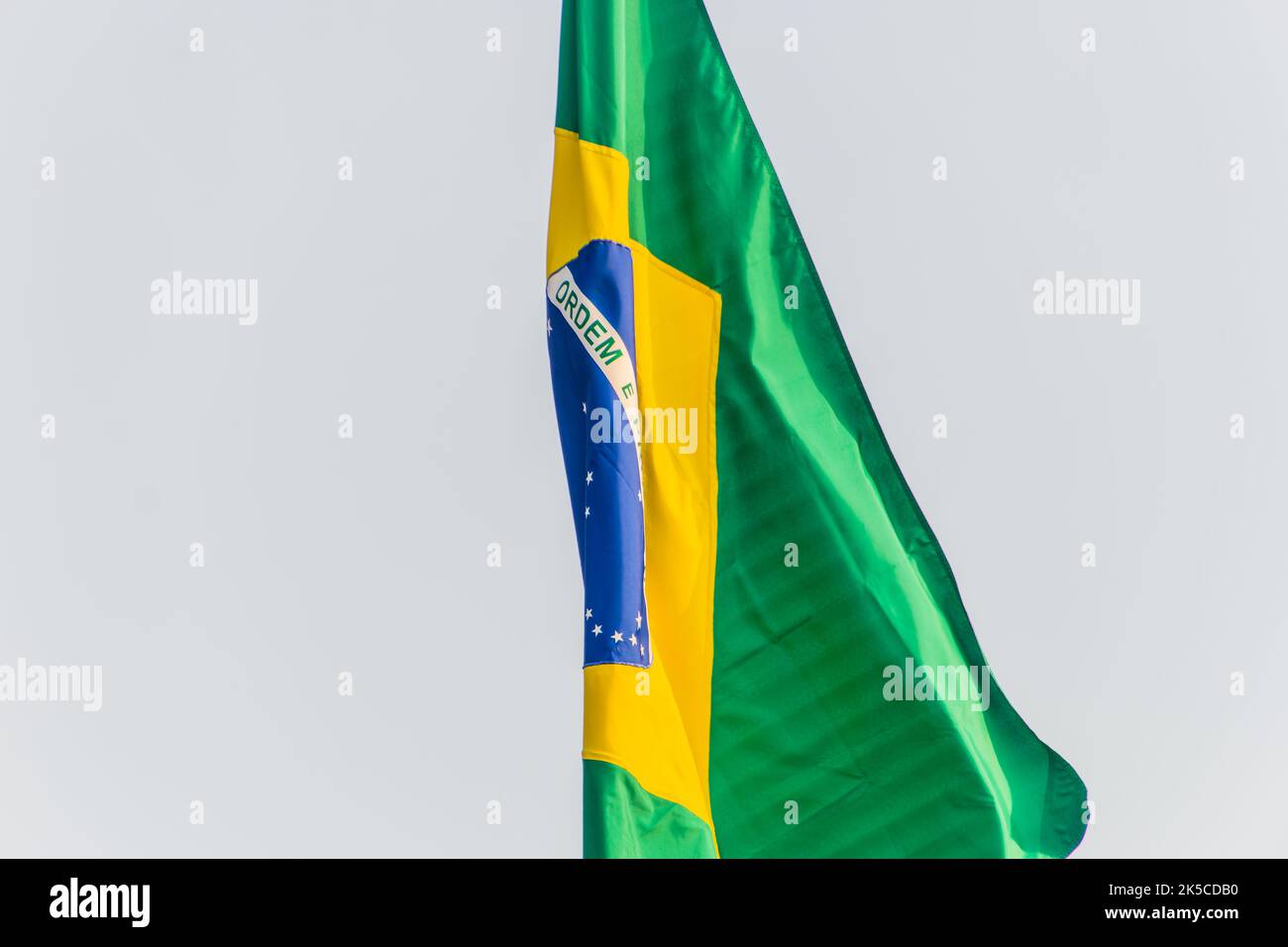 Photo waving brazilian flag hi-res stock photography and images - Alamy
