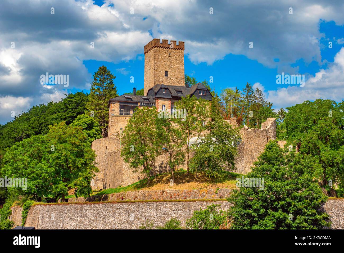 Kerpen Castle in Kerpen, Volcanic Eifel, Eifel, Rhineland-Palatinate ...