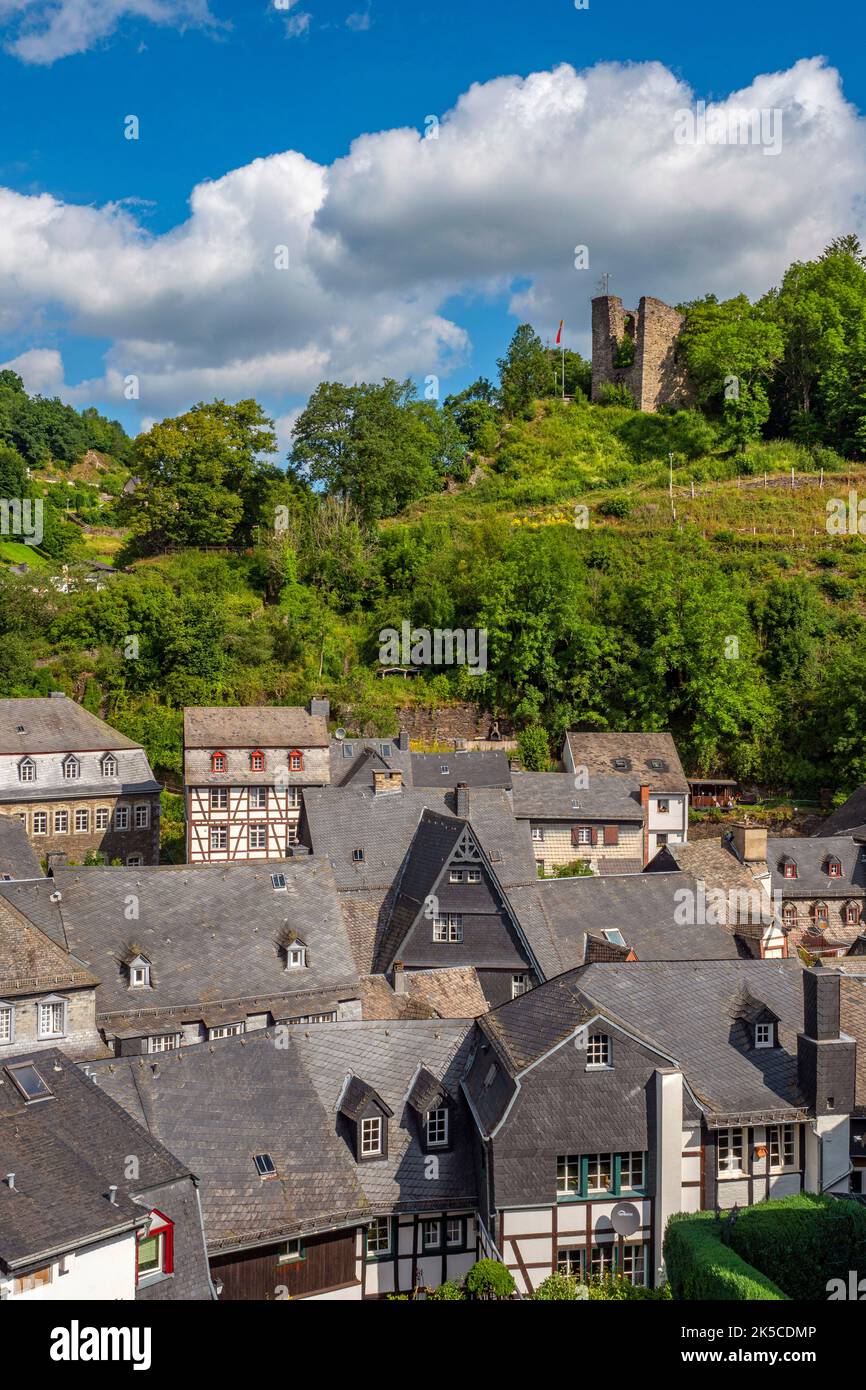 Monschau, Haller castle ruin above the old town, Eifel, North Rhine ...