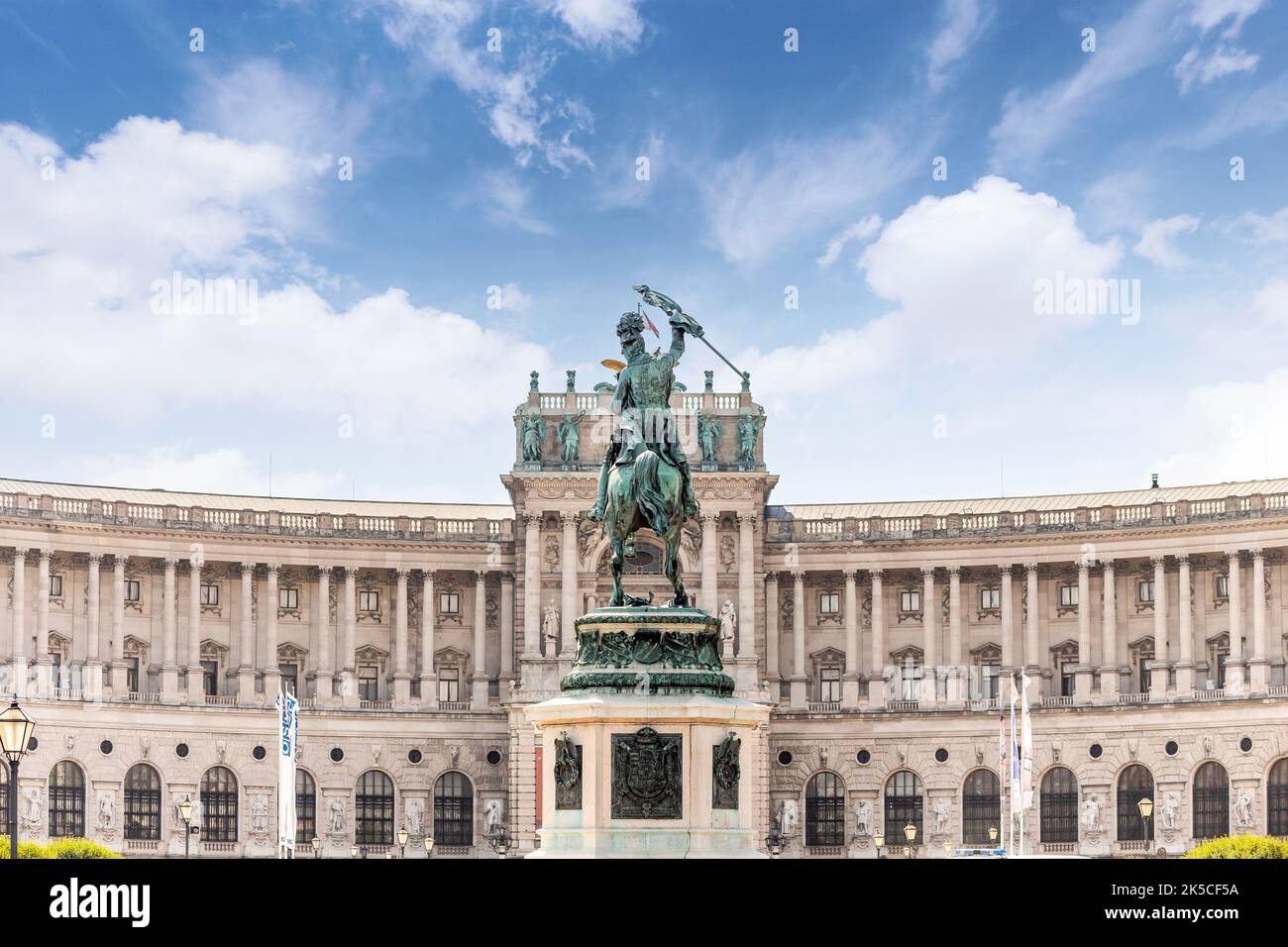 The Hofburg in Vienna with the Archduke Karl equestrian monument at Heldenplatz Stock Photo - Alamy