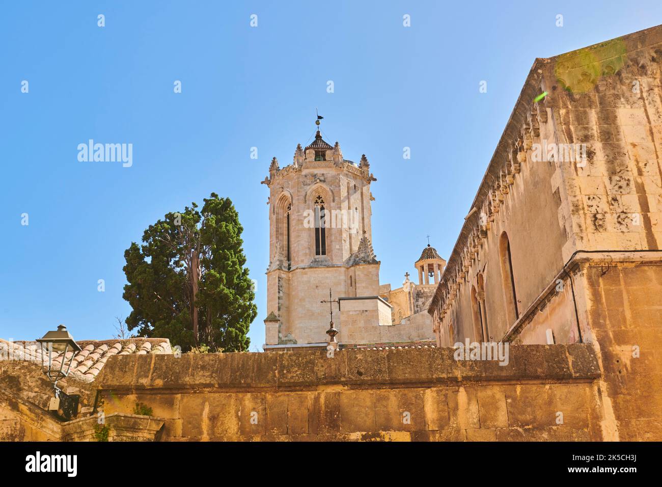 Catedral basilica metropolitana de santa maria hi-res stock photography ...