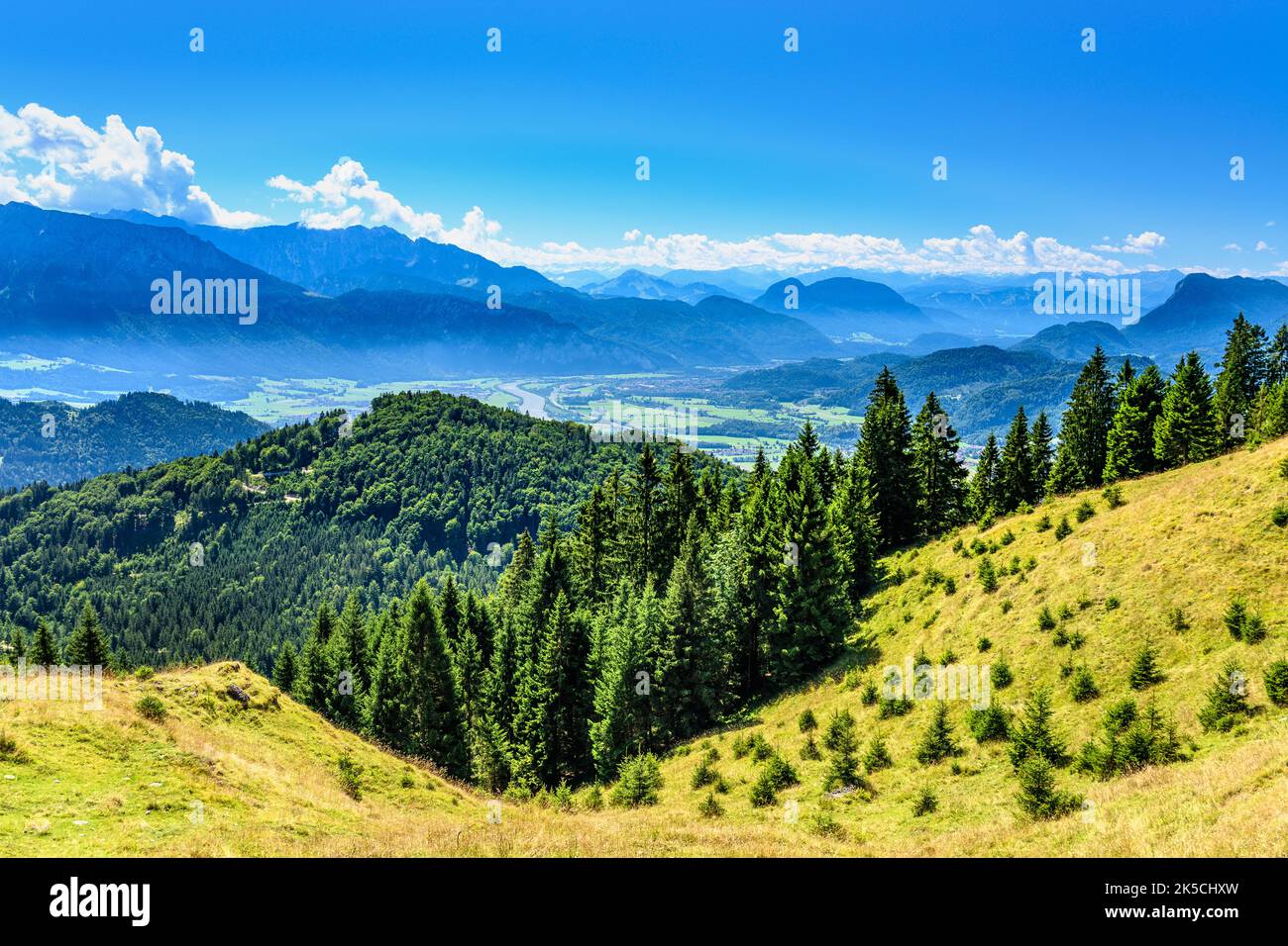 Tamer kaiser hi-res stock photography and images - Alamy