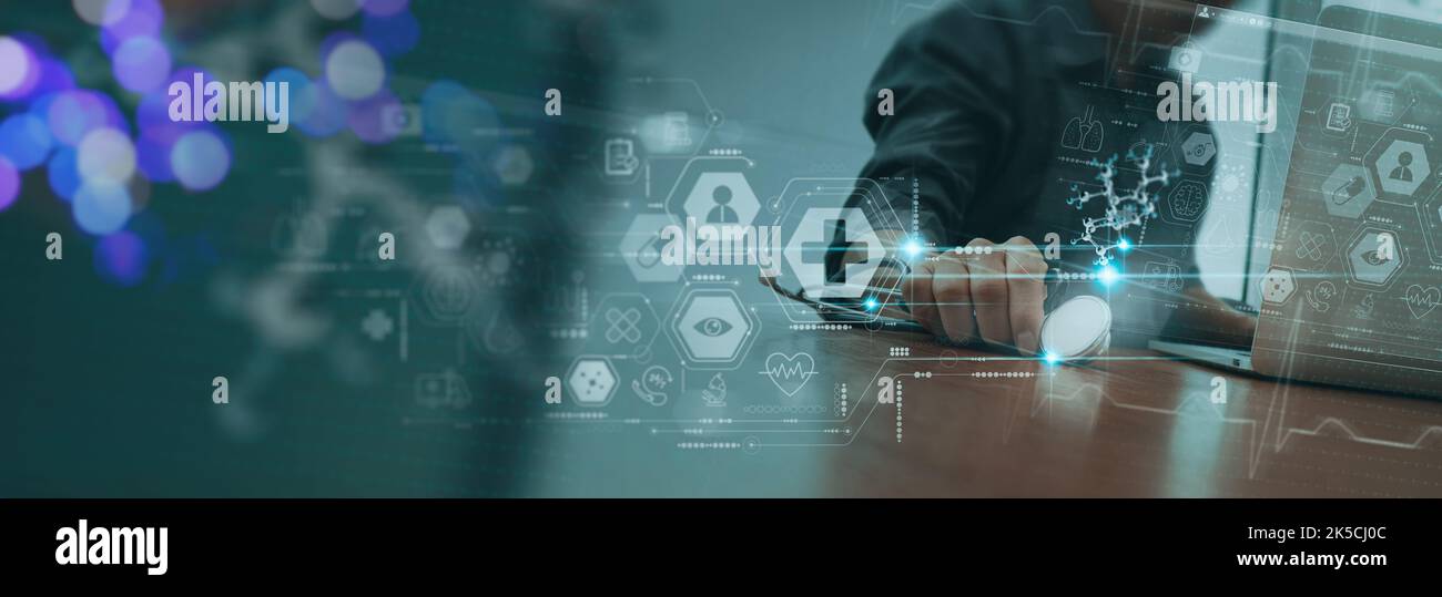 Medicine doctor using modern Vr computer diagnose virtual electronic ...