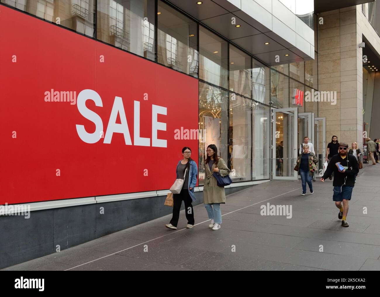A large for sale sign dominates the high street store in Glasgow ...