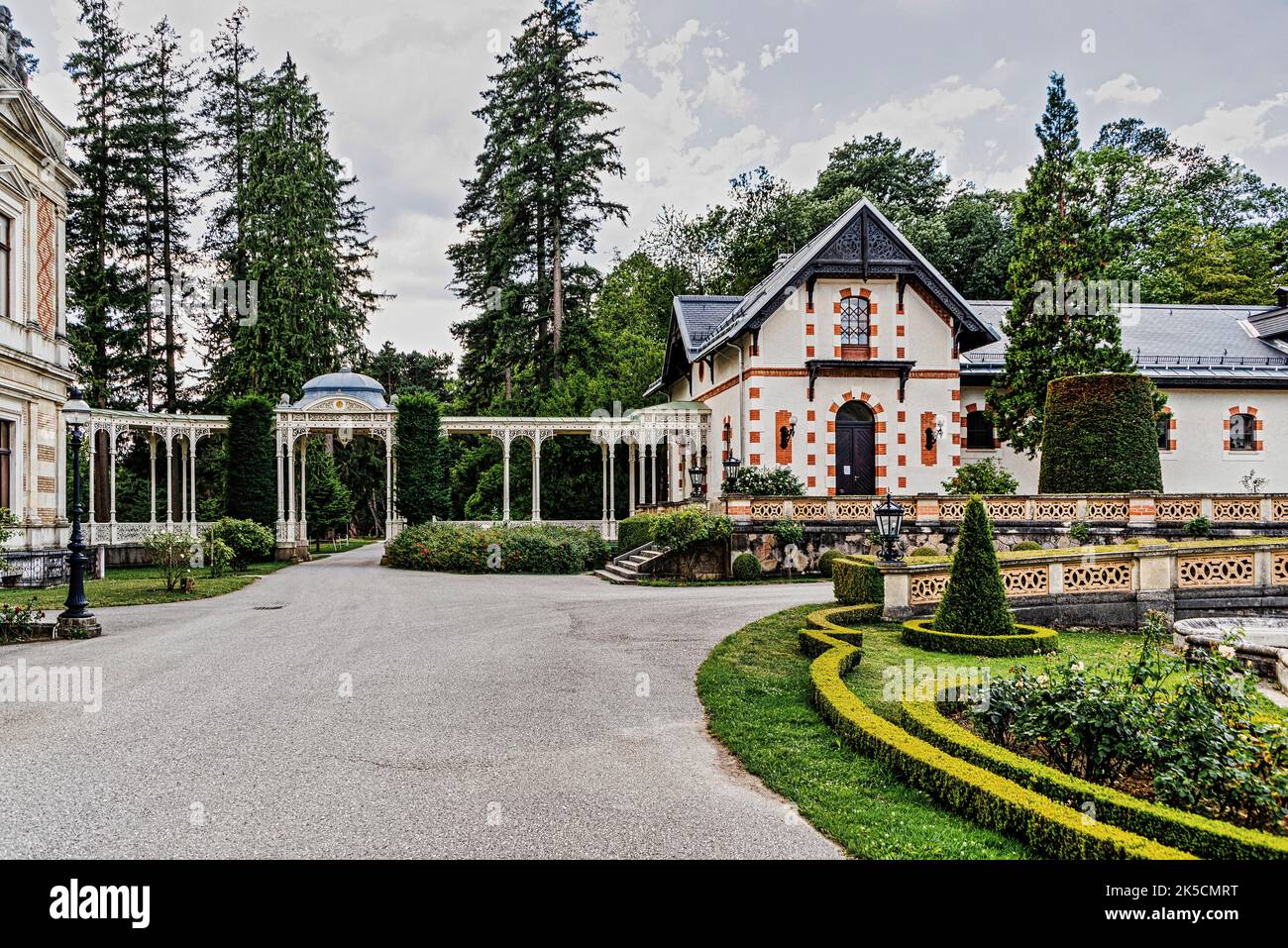 Hermesvilla lainzer tiergarten hi-res stock photography and images - Alamy