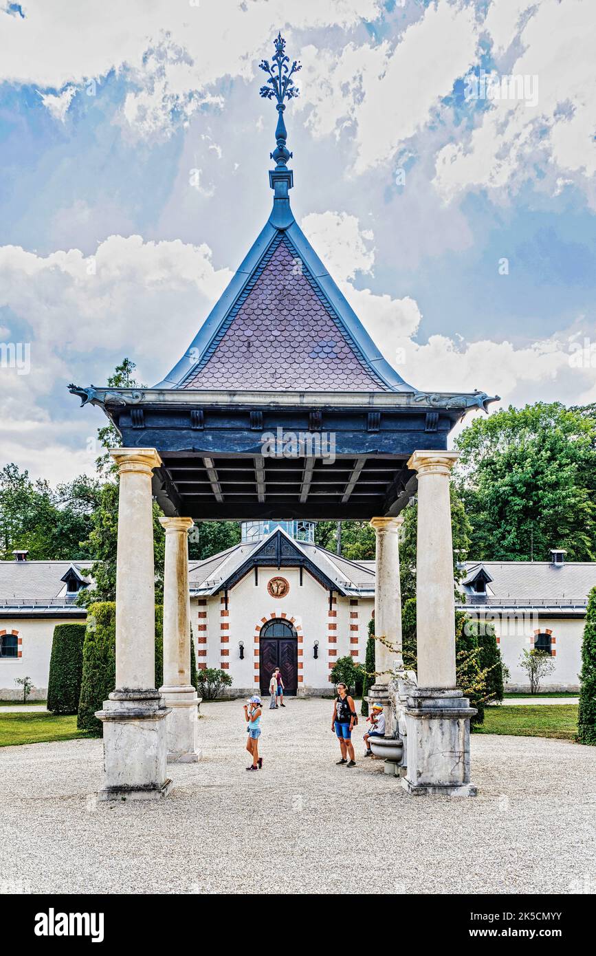 Hermesvilla lainzer tiergarten hi-res stock photography and images - Alamy