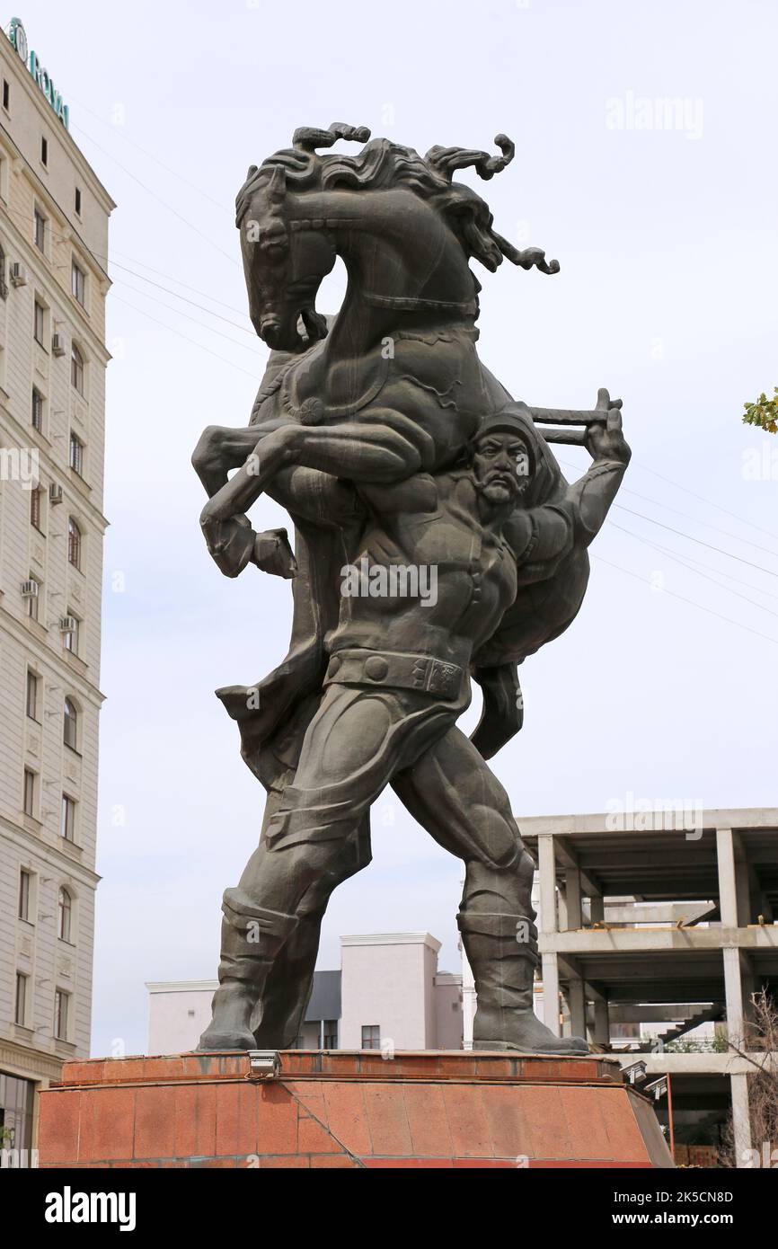 Statue of giant strongman Kojomkol (1899-1955), Togolok Moldo Street ...