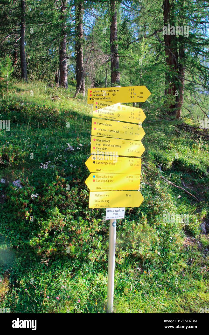 Hallerangeralm hi-res stock photography and images - Alamy