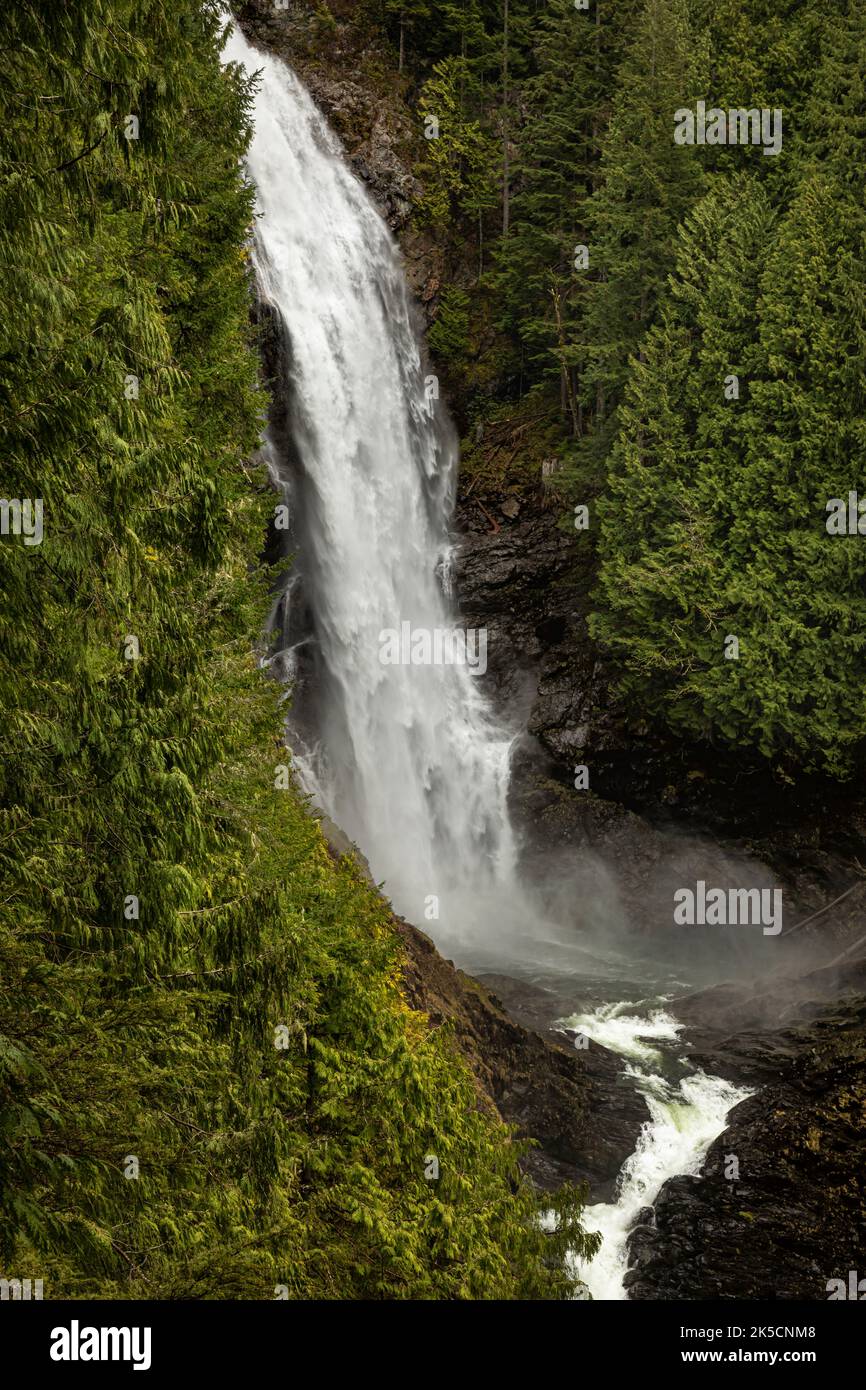 WA22163-00...WASHINGTON - Middle Wallace falls at Wallace Falls State ...