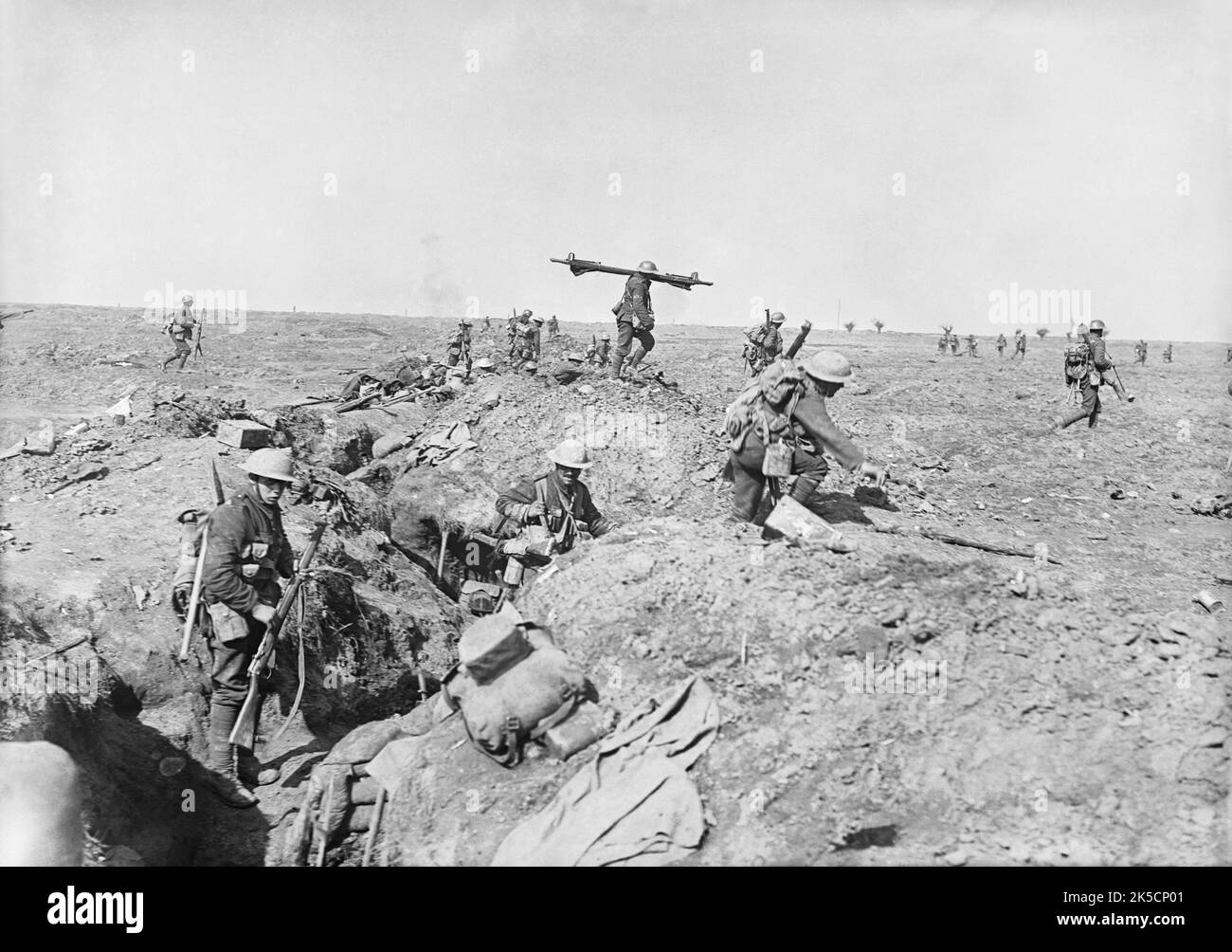 Morval 1916 hi-res stock photography and images - Alamy