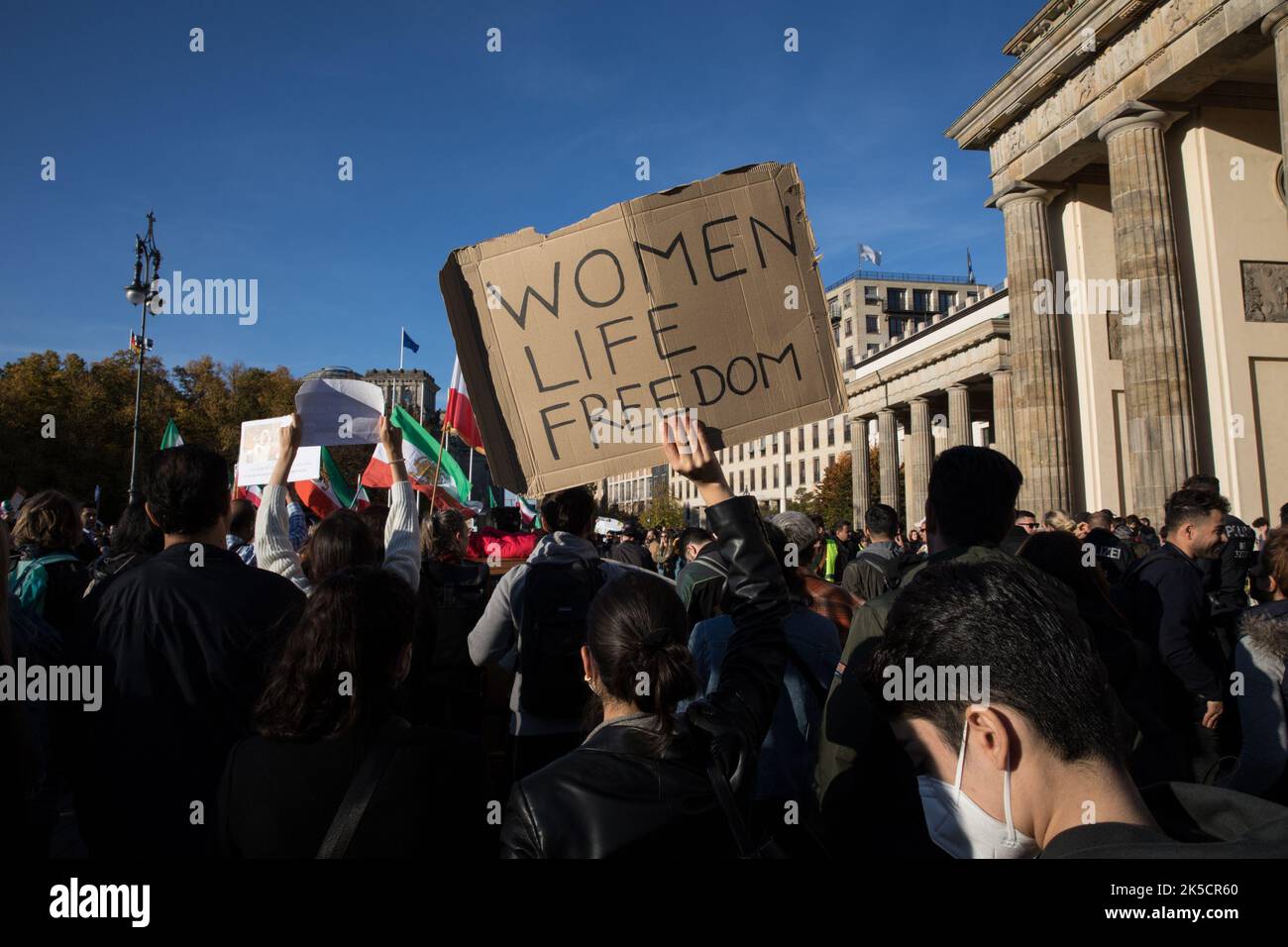 Berlin, Germany. 7th Oct, 2022. Protesters gathered at the Brandenburg ...