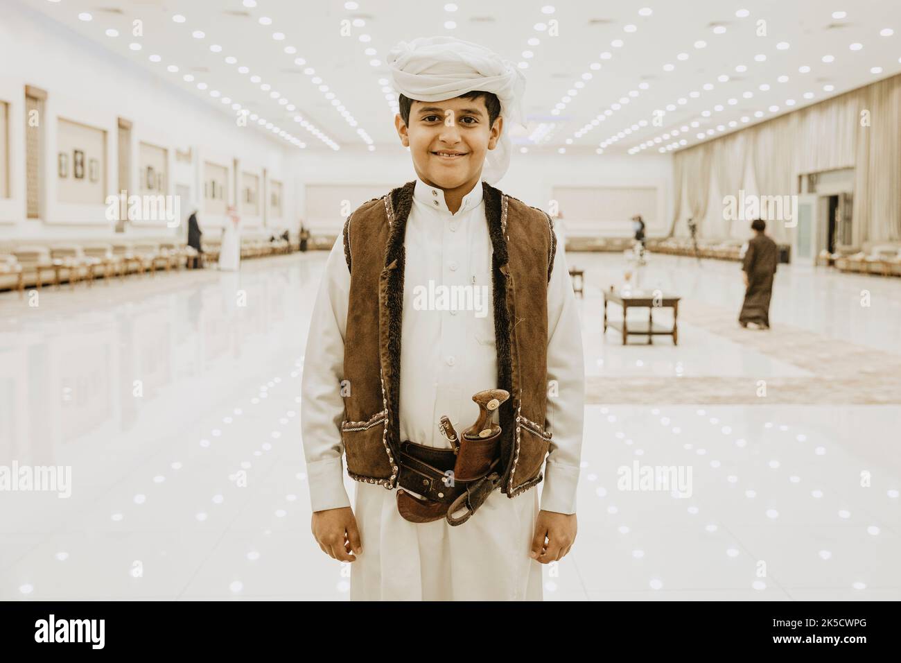 Saudi Arabia, Mecca province, Jeddah/Jeddah, boy, typical clothes Stock ...