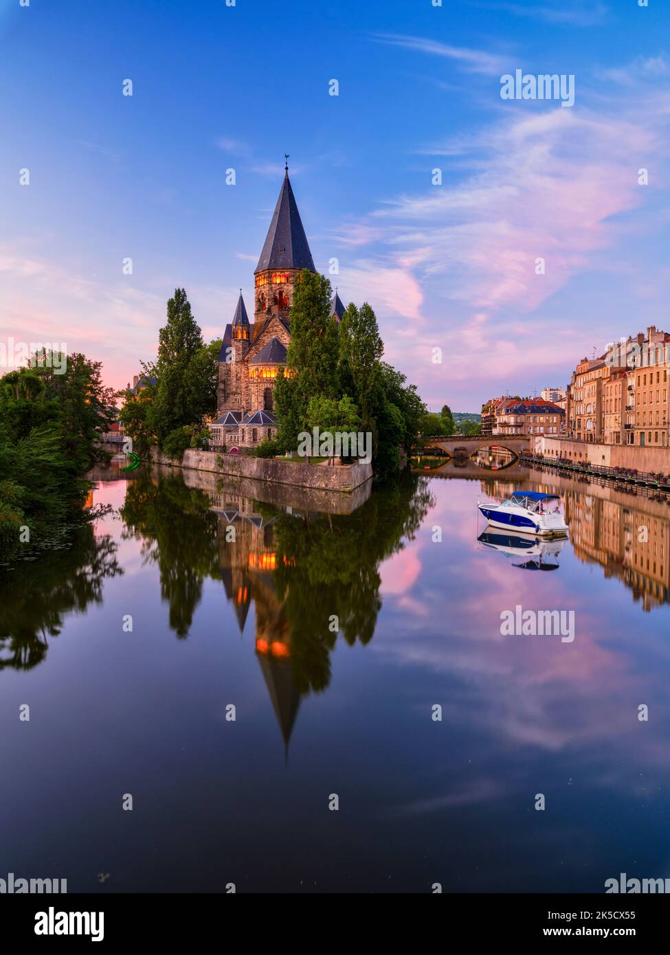Temple Neuf from the Moyen Bridge at dusk, Metz, France Stock Photo - Alamy