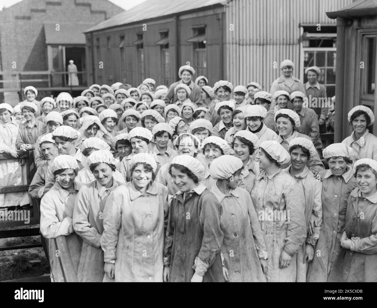 The Arms Production in Britain in the First World War A group of female ...